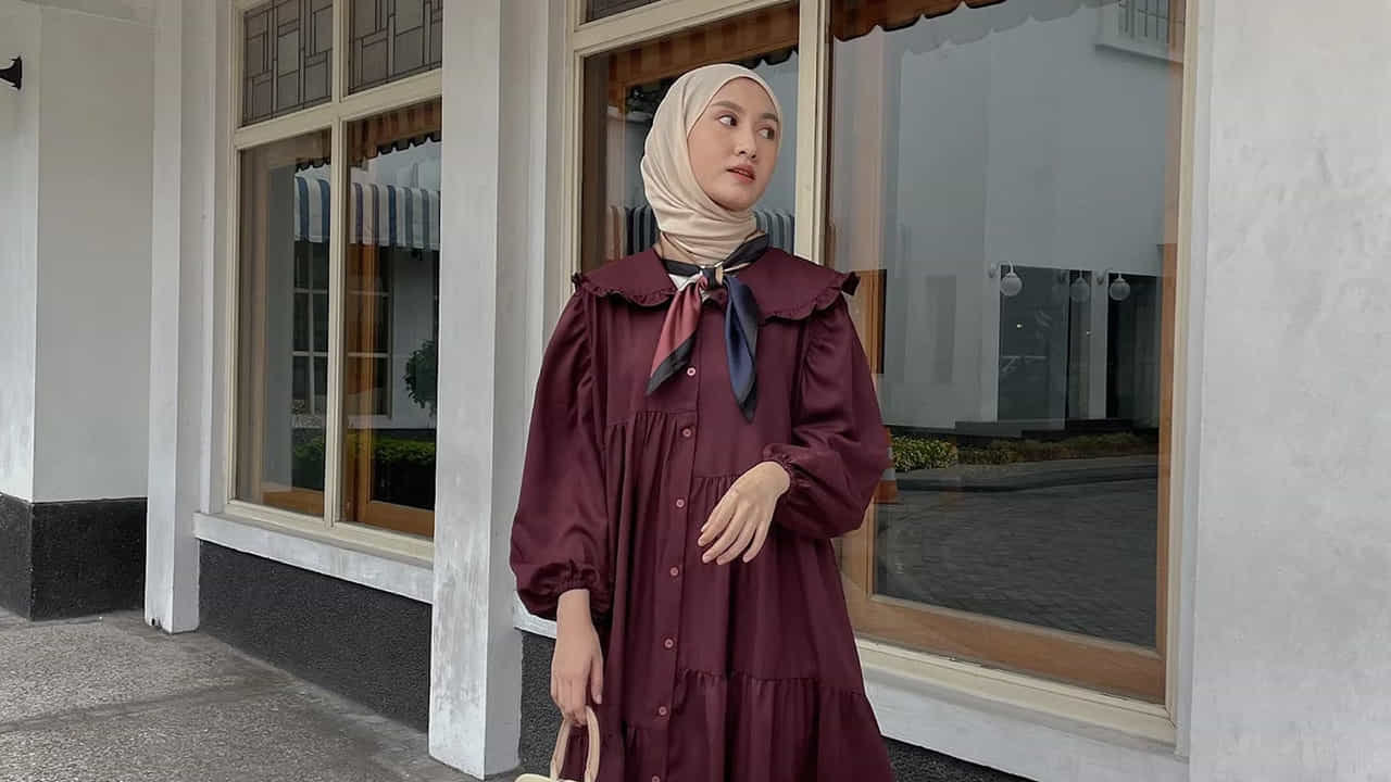 15 Idea Baju Maroon Tudung Warna Apa | Bergaya & Trendy